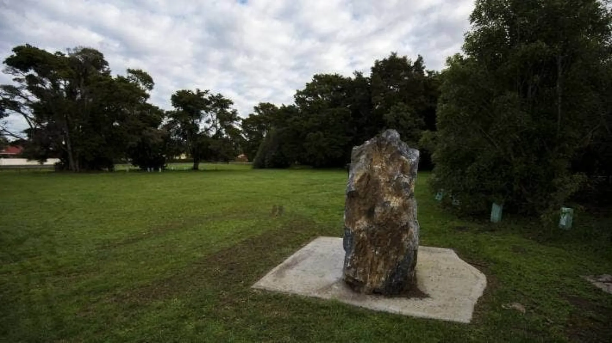 Snowden's Bush Trust unveils plaque to Brightwater benefactor Laura Hill